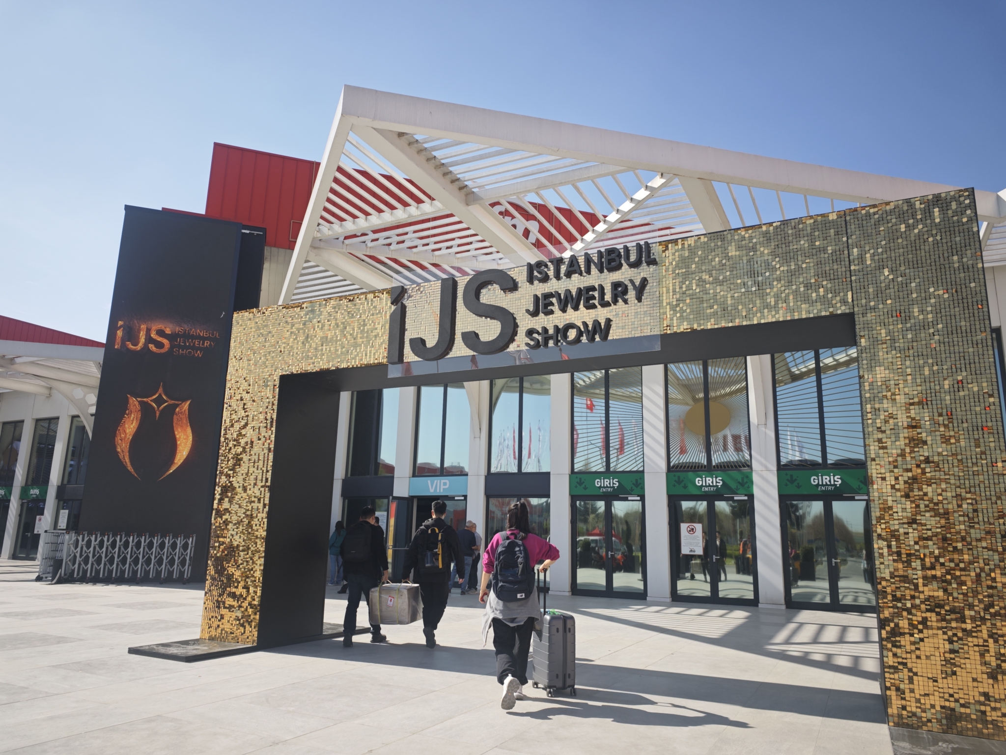 VRAY Instrument Showcased Advanced XRF Analyzers at Istanbul Jewelry Show （IJS） 2025 - VRAY ...